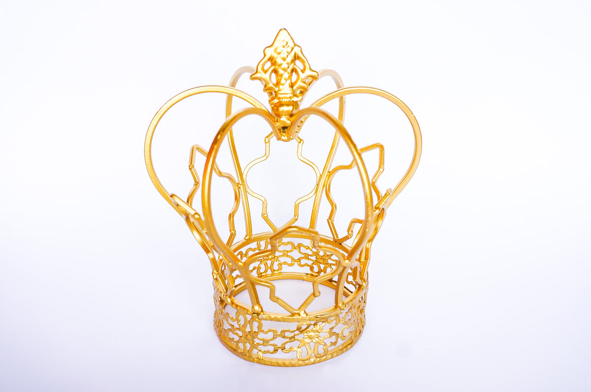 Gold Color Metal Wire Crown Stand Party Decoration Centerpieces (1 Pie ...