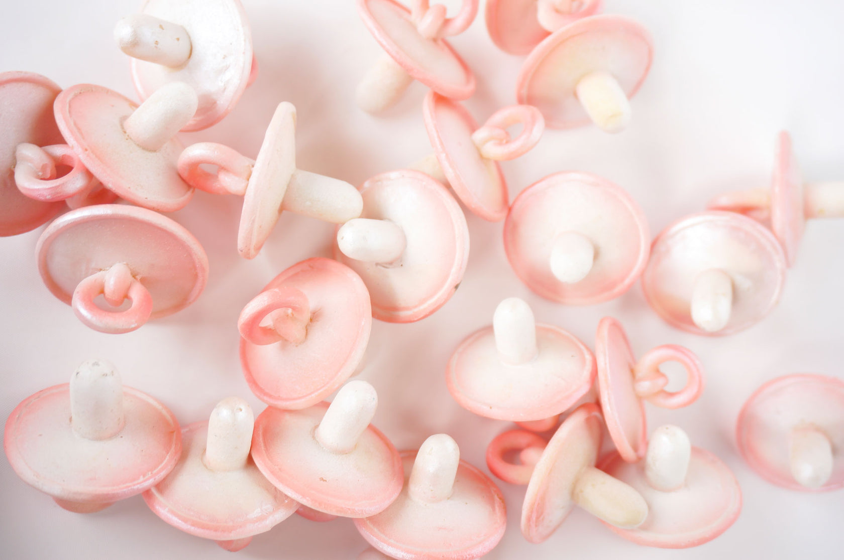 Poly Resin Mini Pacifier Baby Shower Party Favors & Decoration Pink (2 ...